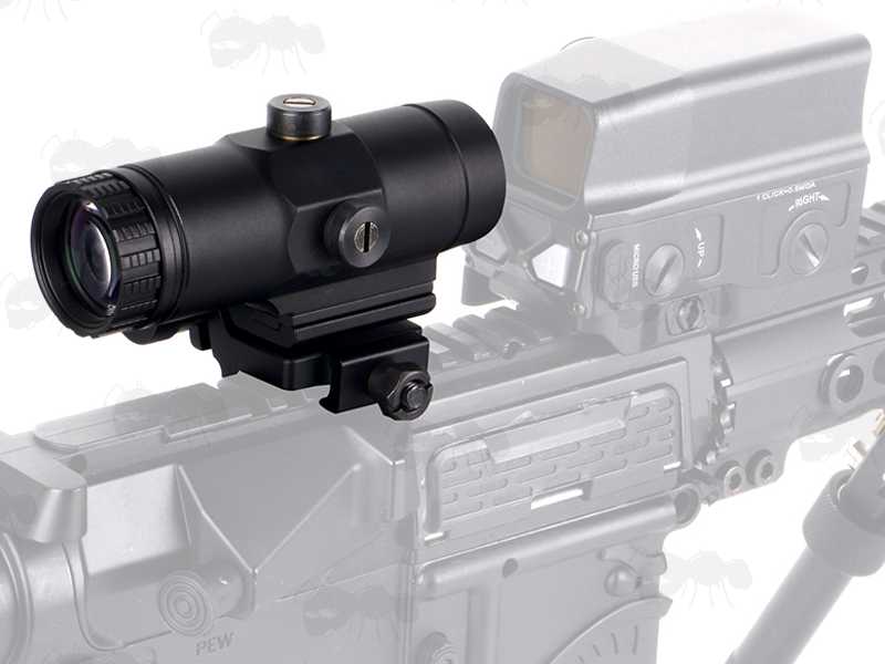Dot Sight Magnifier with Flip To The Side Mount